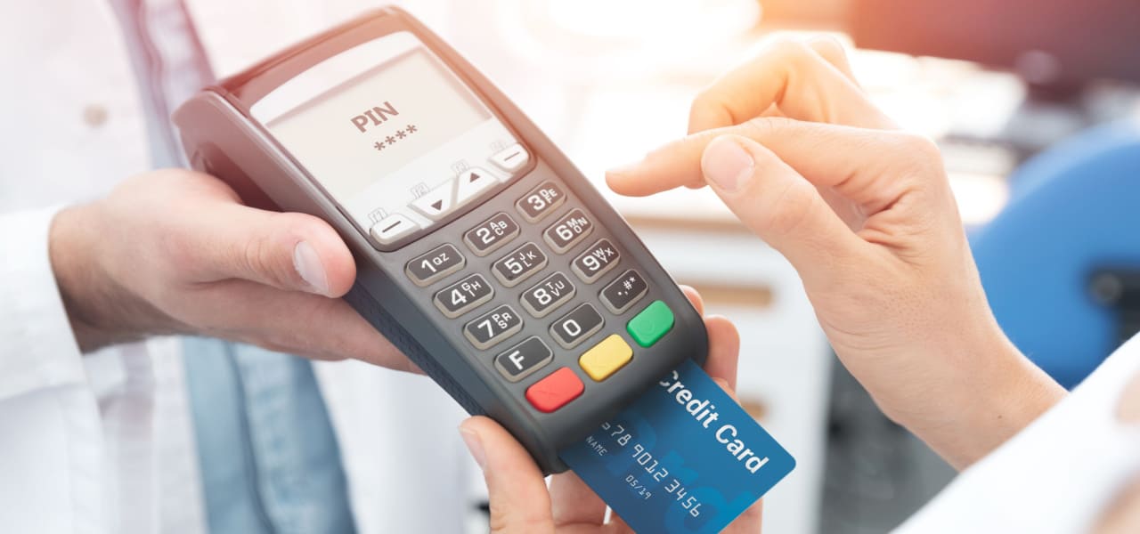 7 Best Chip-and-PIN Credit Cards (Dec. 2025)