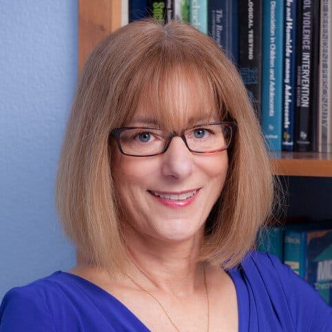 10 Best Personal Finance Bloggers for 2023