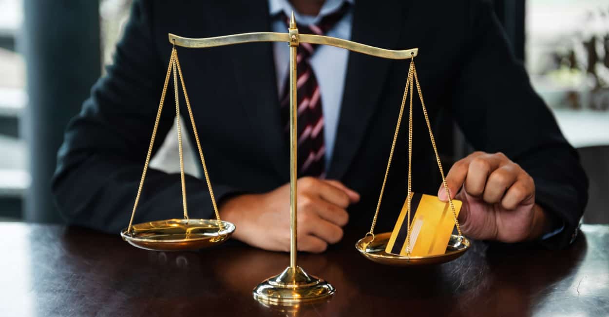 24 Heaviest Credit Cards by Weight (Jan. 2026)