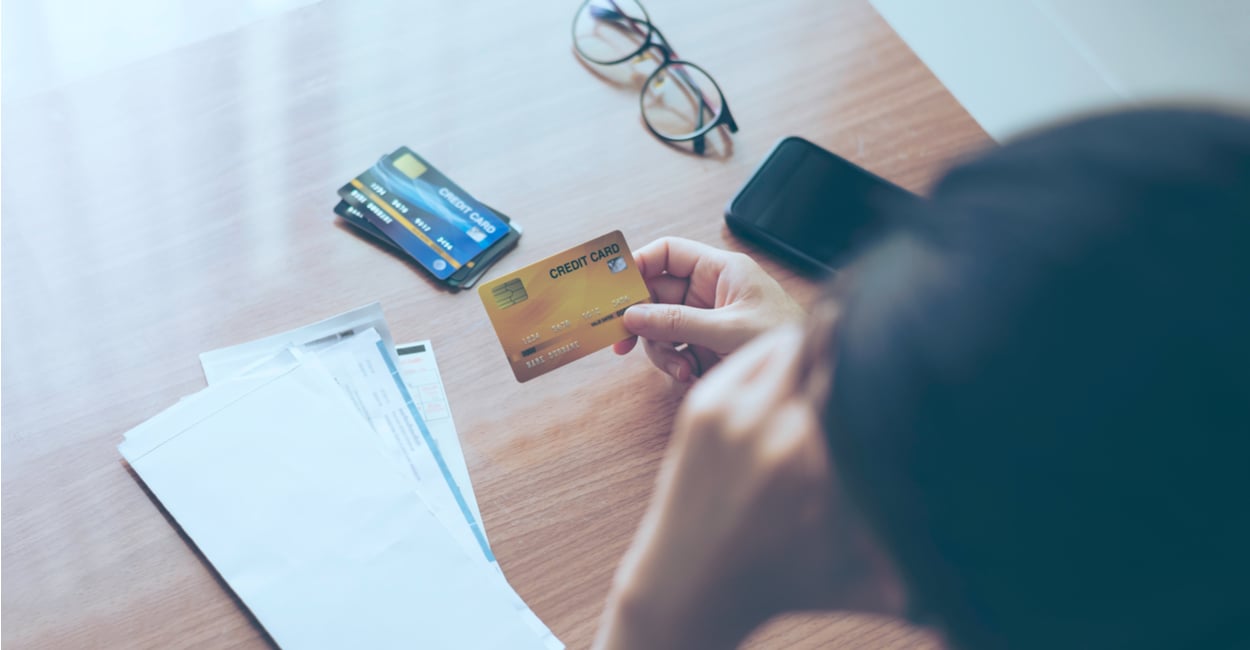 8 Credit Cards for Approval With Old Charge Off (2023)