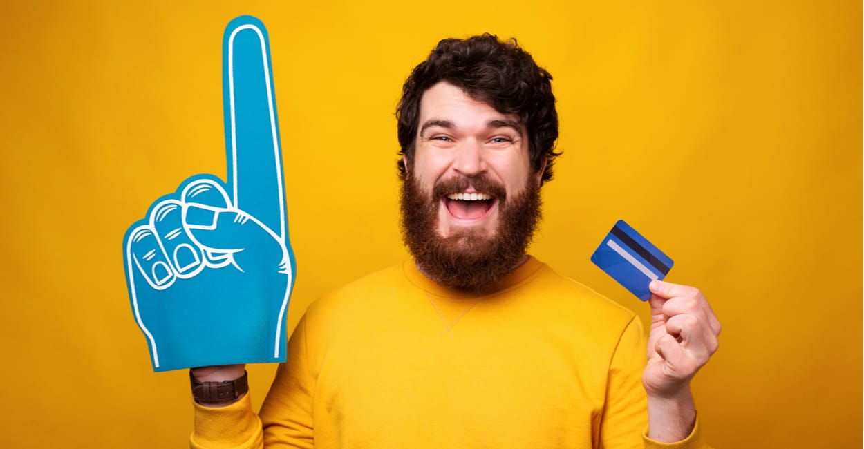 5 Best Credit Cards For Sports Fans (2023)